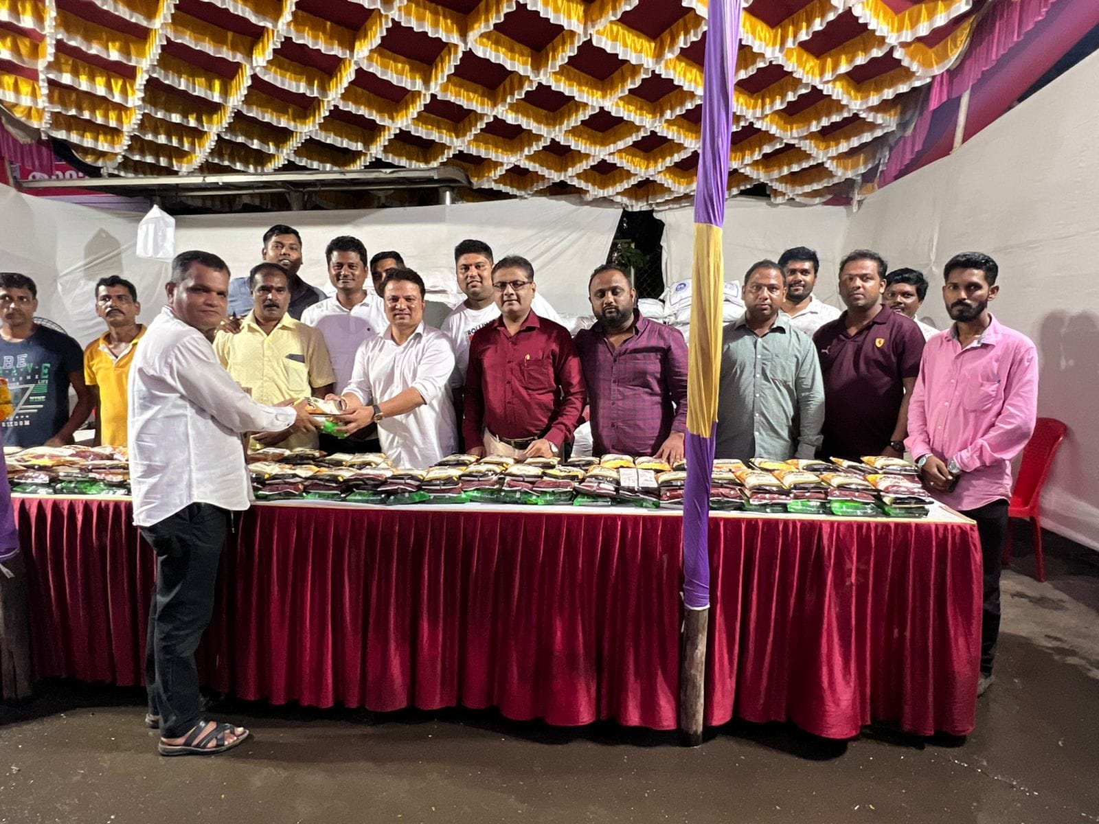 Navi Mumbai: JM Mhatre Charitable Trust sells 15 tones Diwali snack ...