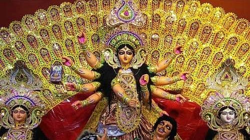 West Bengal: Govt felicitates 99 Durga puja pandals with 'Biswa Bangla ...