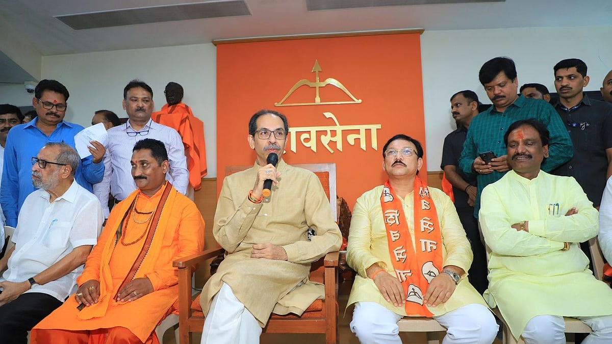 Vidarbha: Sanjay Deshmukh joins Thackeray-led Shiv Sena to put Shinde ...