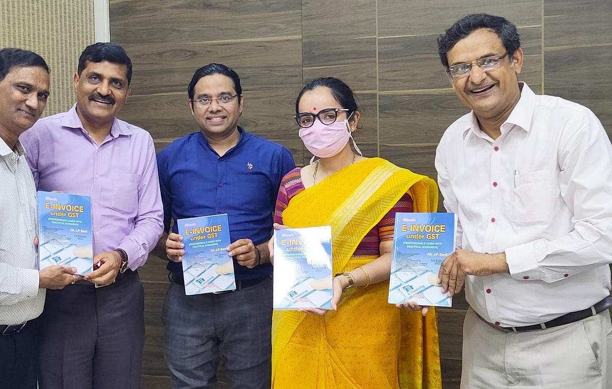 Indore: SGST Commissioner releases book of CA Saraf on E-invoice