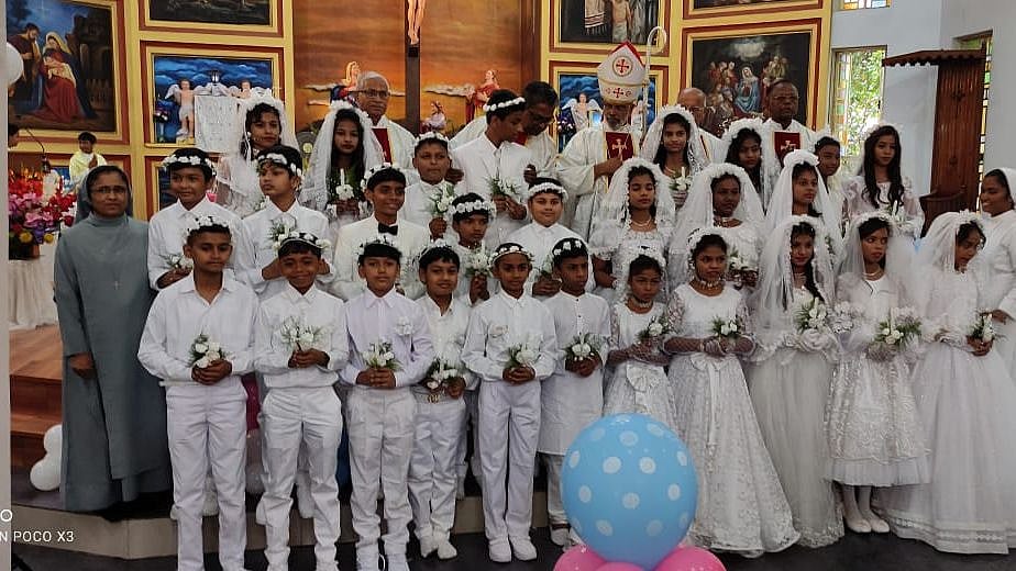 Indore: The First Holy Ecstasy of 27 children at Red Church