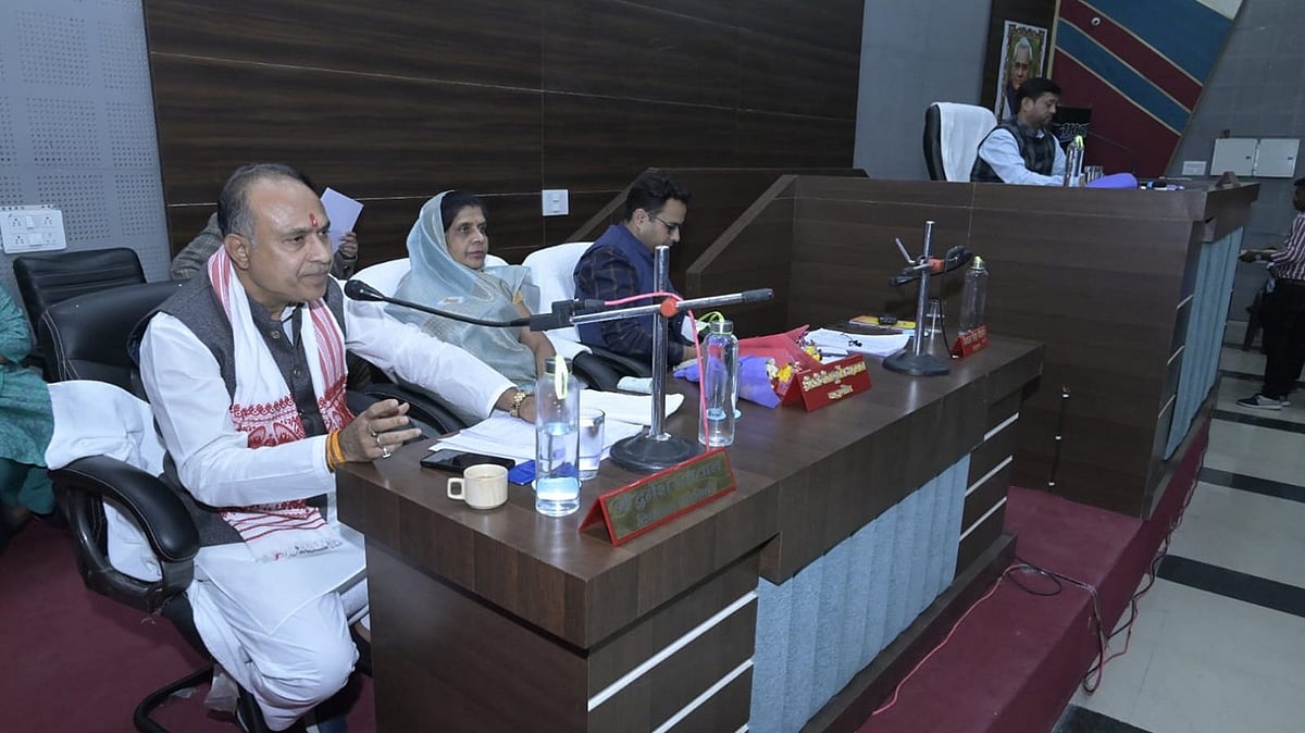 Dewas: Proposal to widen MG Road passed in first MiC meet