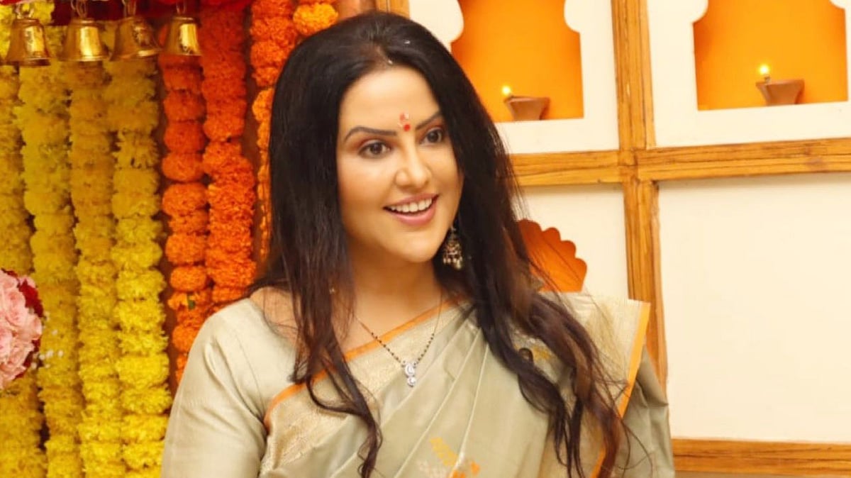 Shivaji Row: Amruta Fadnavis says Governor Koshyari 'Marathi manoos at ...