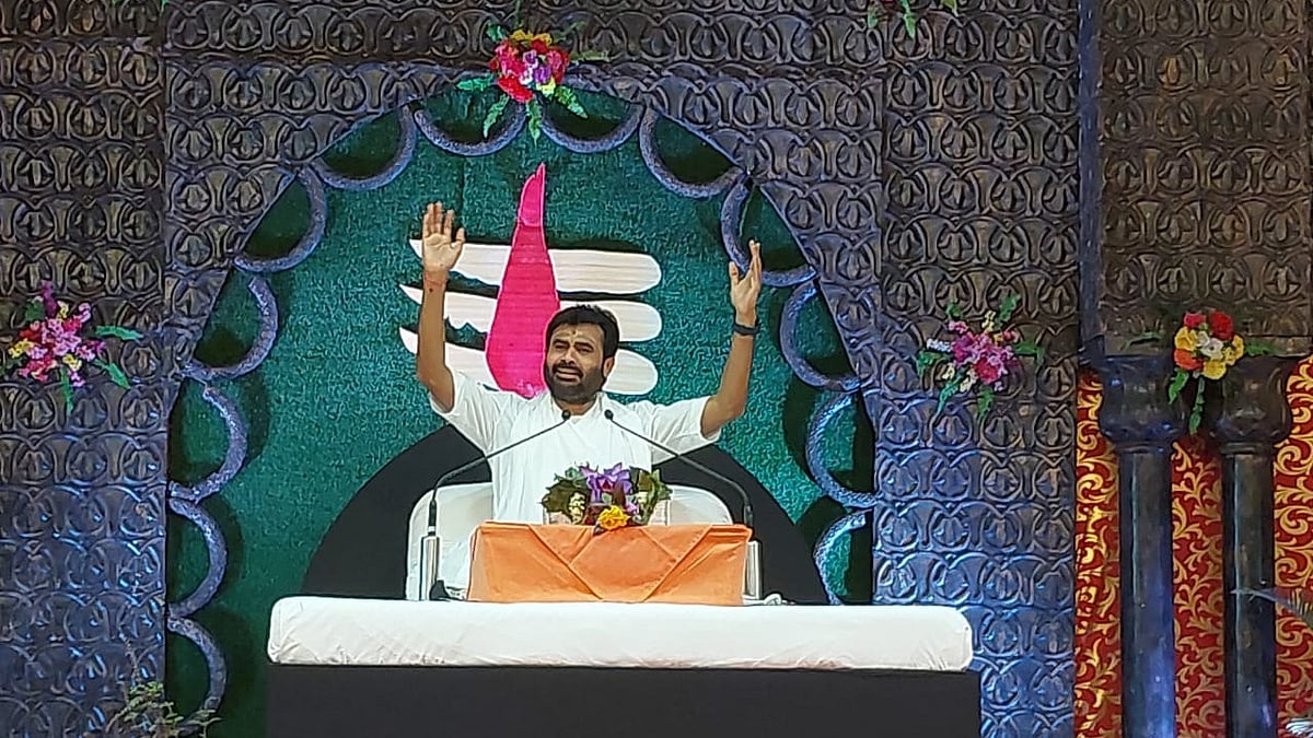 Madhya Pradesh: Nine-day Shiv Mahapuran Katha starts in Sendhwa