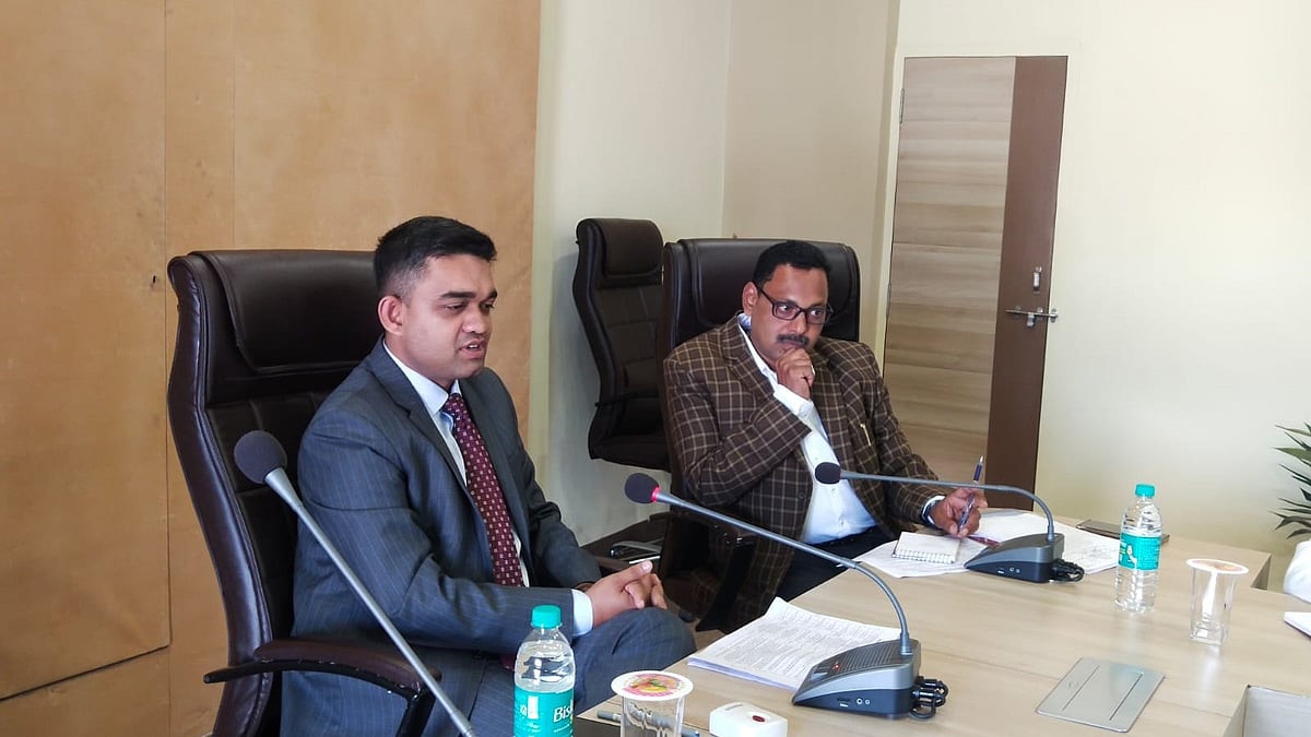 Collector to officers: Hold Krishak Pathshala at block-level in Dhar