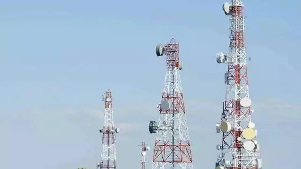 Telecom department discusses service quality with operators to improve ...