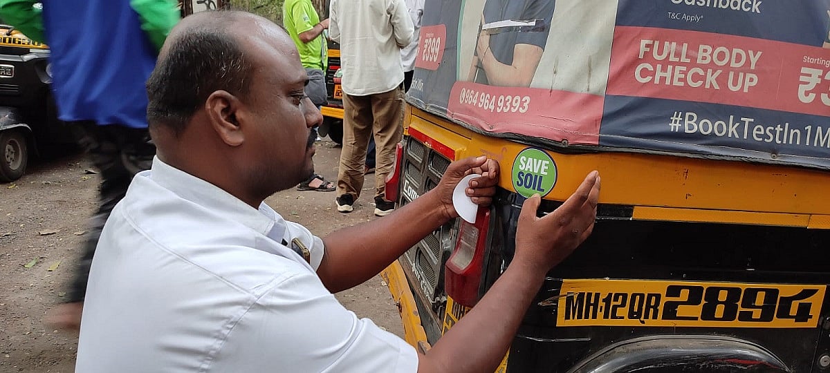 World Soil Day: 5000 auto rickshaws to flash Save Soil stickers to ...