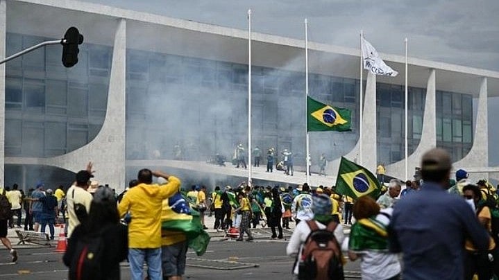 Brazil Supreme Court nod to include Jair Bolsonaro in probe for ...