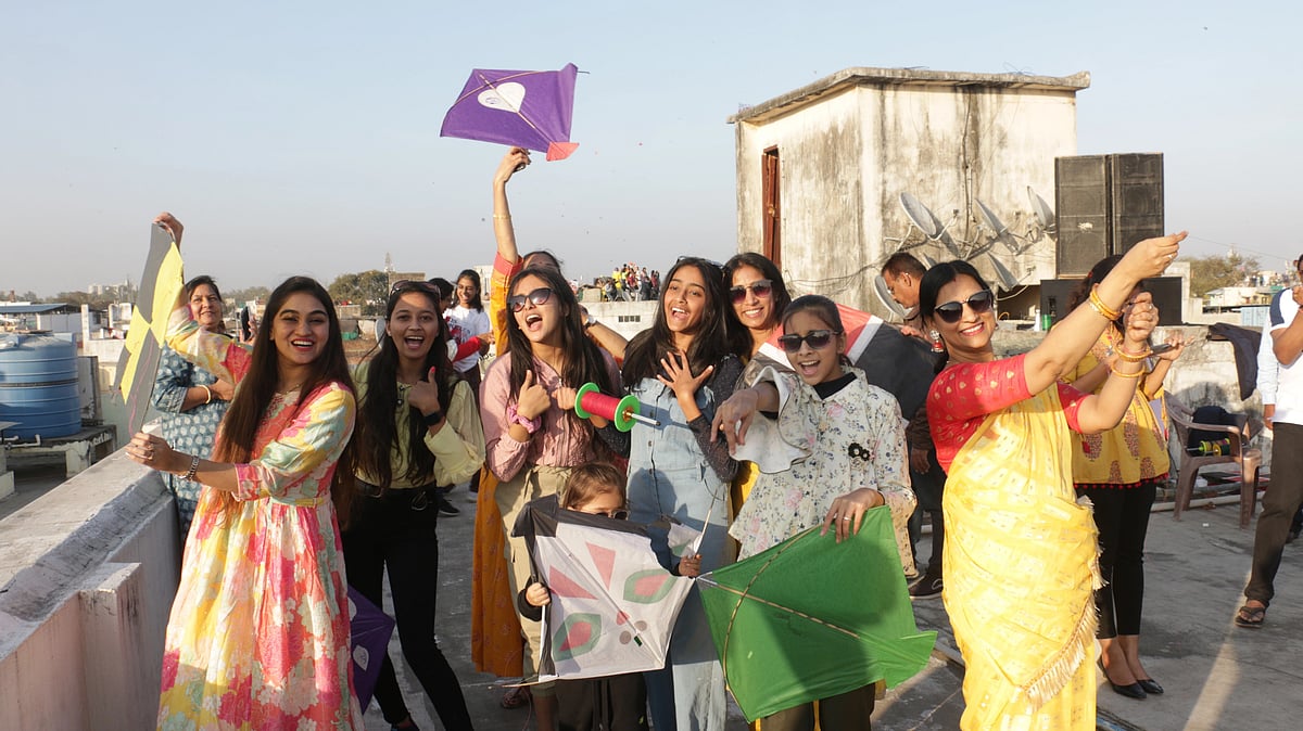 Indore: With ‘Kaapyo Chhe’ rants, people celebrate Makar Sankranti