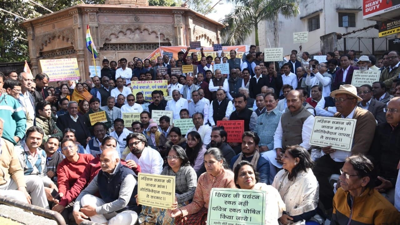 ‘Our shrine not a tourist spot’: Jains in city join nationwide protest
