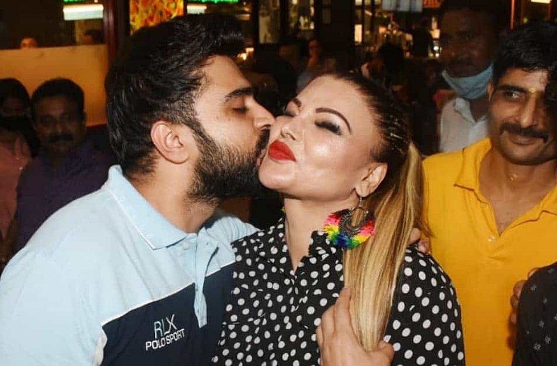 Rakhi Sawant’s Ex-Husband, Adil Khan Durrani, Ties The Knot – FDOMF