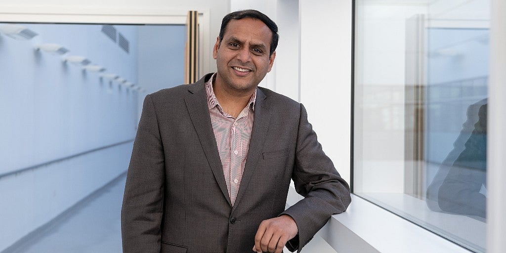 Meet Dr Vishwaraj Vemala, Indian-origin doctor who saved co-passenger ...