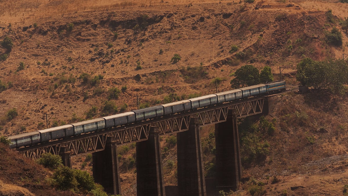 Did you know 'World's highest railway bridge' is in India? 10 ...
