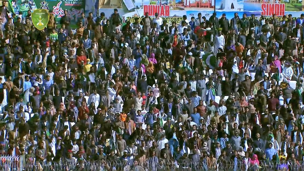 PSL exhibition match interrupted by crowd disturbance, bomb blast ...