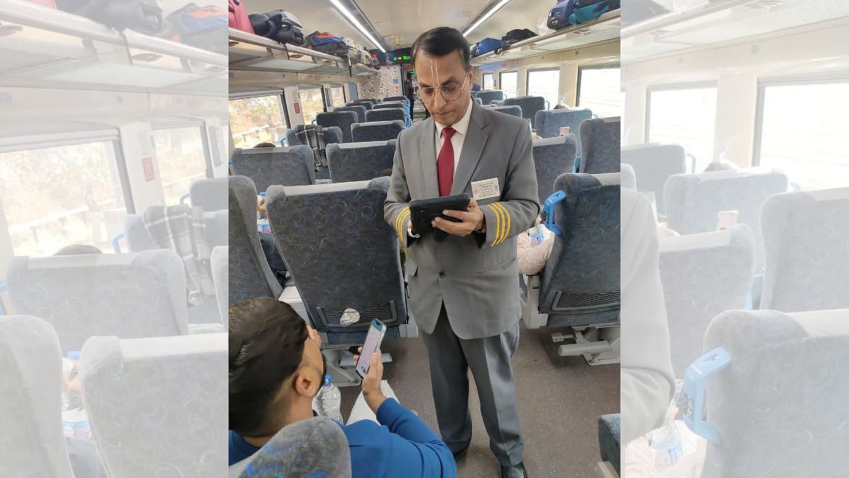 Mumbai: Western Railway shifts to 100% digi ticket booking on the go