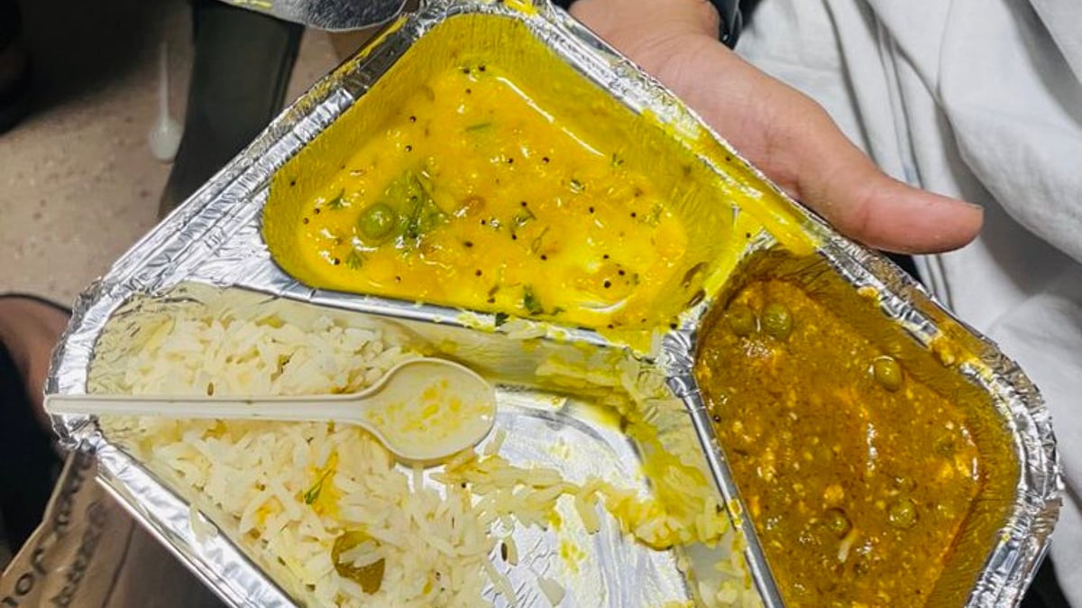 Woman tweets about poor-quality food served on Indian trains asks IRCTC ...