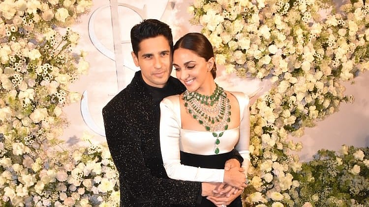Sidharth-Kiara Reception: Newlyweds look stunning in black and white ...