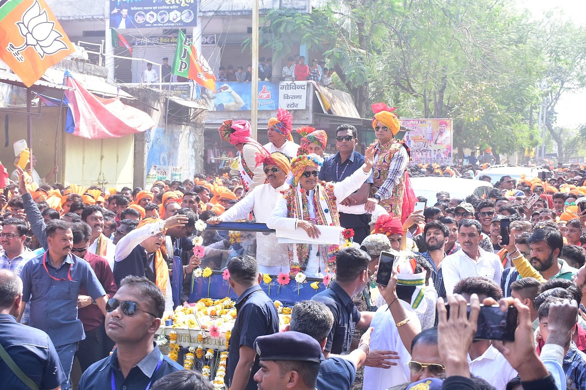 MP: CM visits Alirajpur to celebrate Bhagoria, declare it a state festival