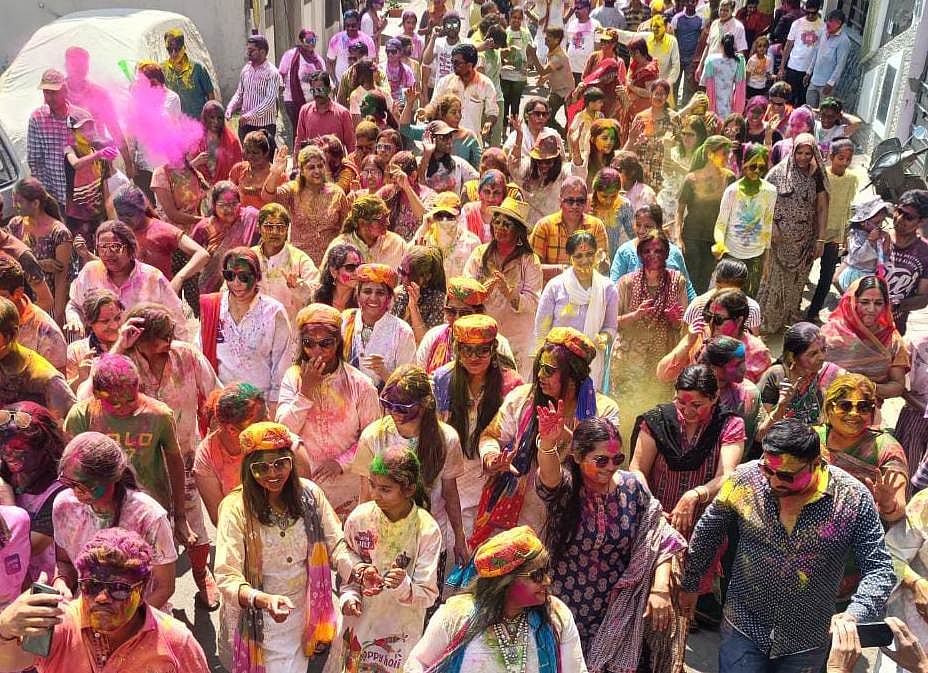 ‘MUD HOSH' HOLI: When top officials had a blast