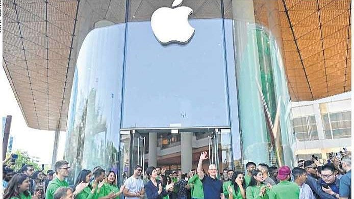 Mumbai: Apple’s maiden store in city gets rousing welcome
