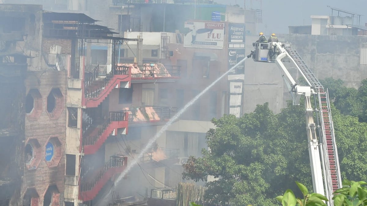 Kanpur: Charred body recovered from debris as fire in hosiery market ...