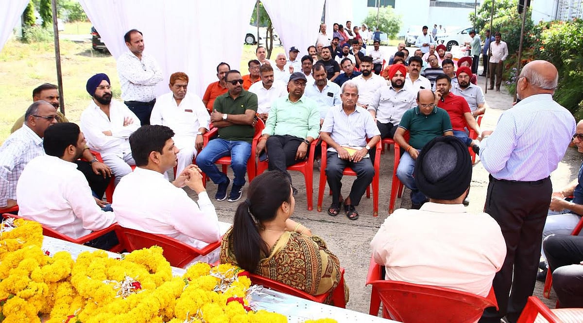 Indore: Ranibagh Colony to be regularised in next 3 months, promises mayor