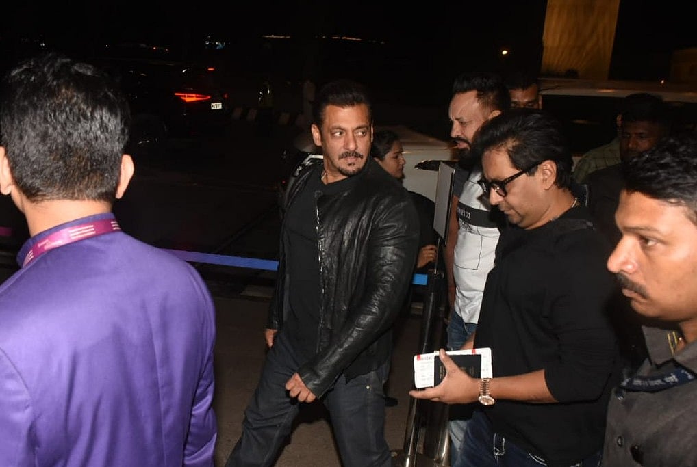 Salman Khan flaunts his new French beard look at airport; see PHOTOS