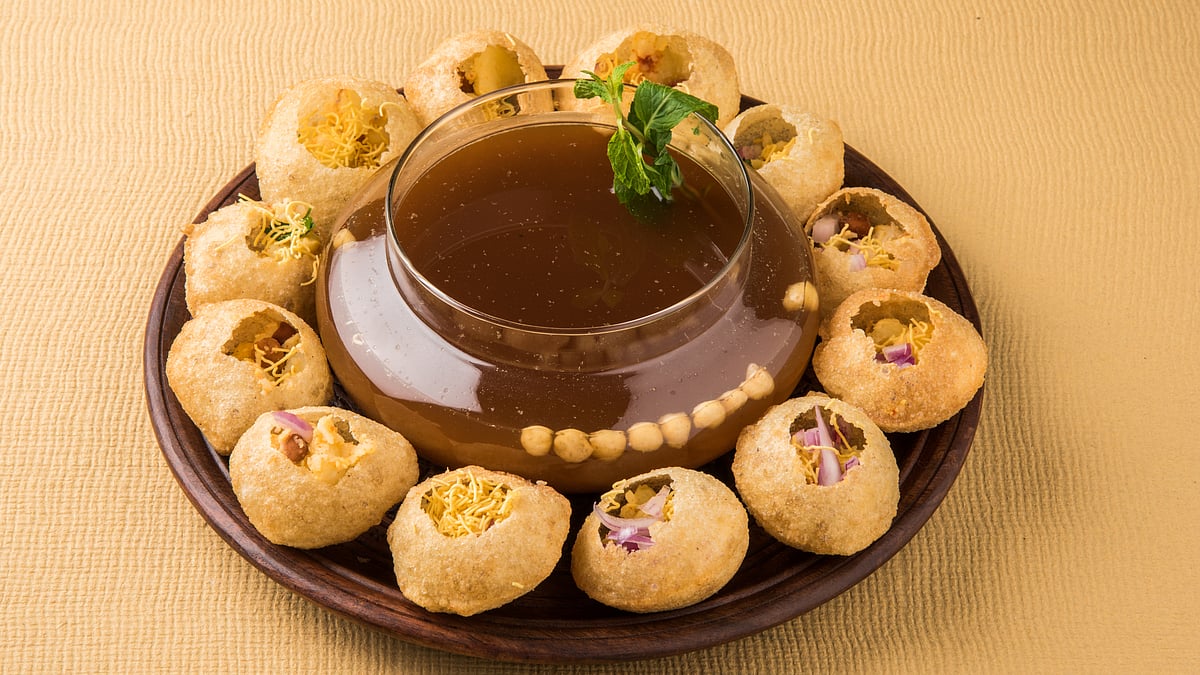 7 Places to enjoy delicious Pani Puri in Mumbai