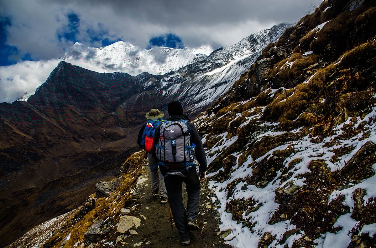Love Trekking? 6 Apps That Will Help You Navigate During A Trek