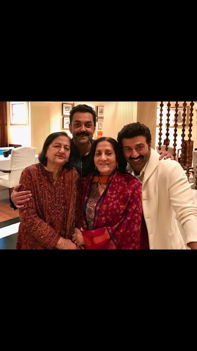 Sunny Deol And His Mother