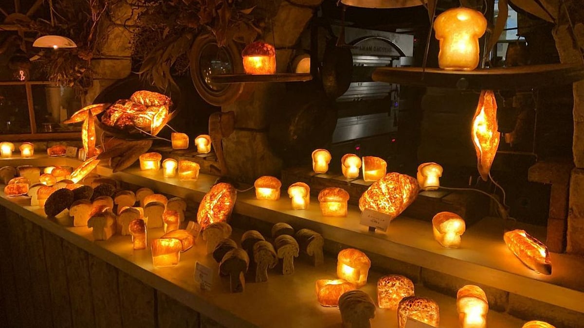 Japanese Artist Yukiko Morita Transforms Unsold Bread Into Luminescent ...