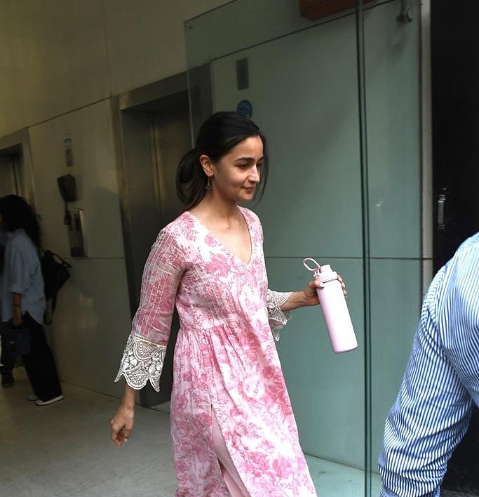 Can You Guess The Price Of Alia Bhatt's Pink Water Bottle?