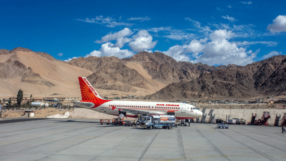 7 Incredibly Beautiful Airports In India That Offer Scenic View Before ...