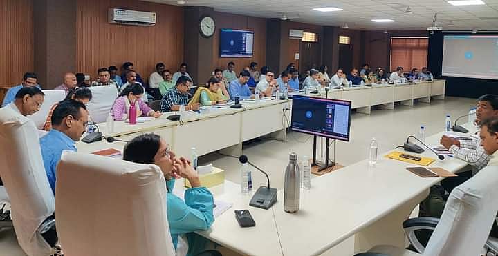 MP: Collector Stressed On Reforms To Uplift Quality Of Education