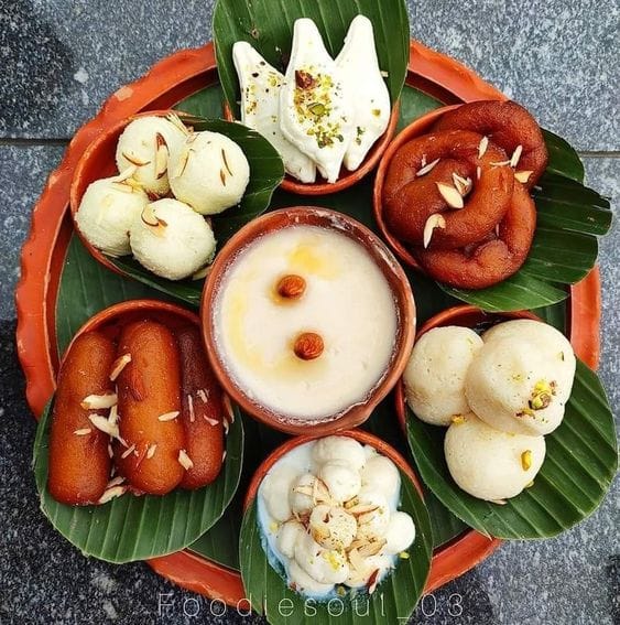 From Malpua To Mihidana: 7 Traditional Bengali Sweets That You Need To ...