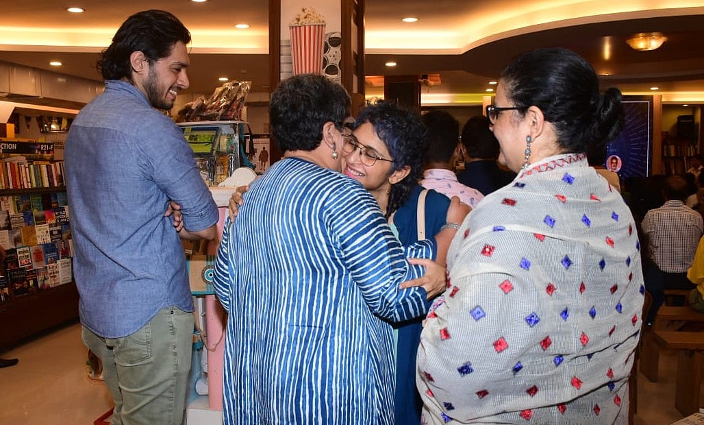 WATCH: Aamir Khan's Ex-Wives Reena Dutta & Kiran Rao Spotted At Book ...