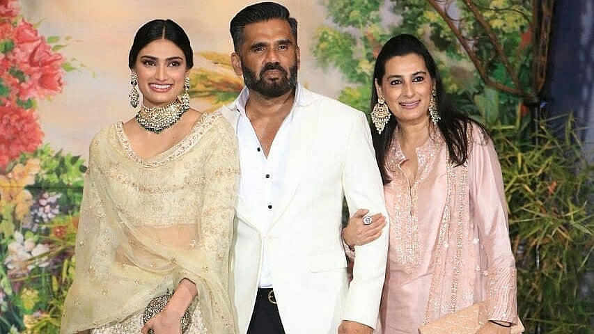 Sunil Shetty And His Wife