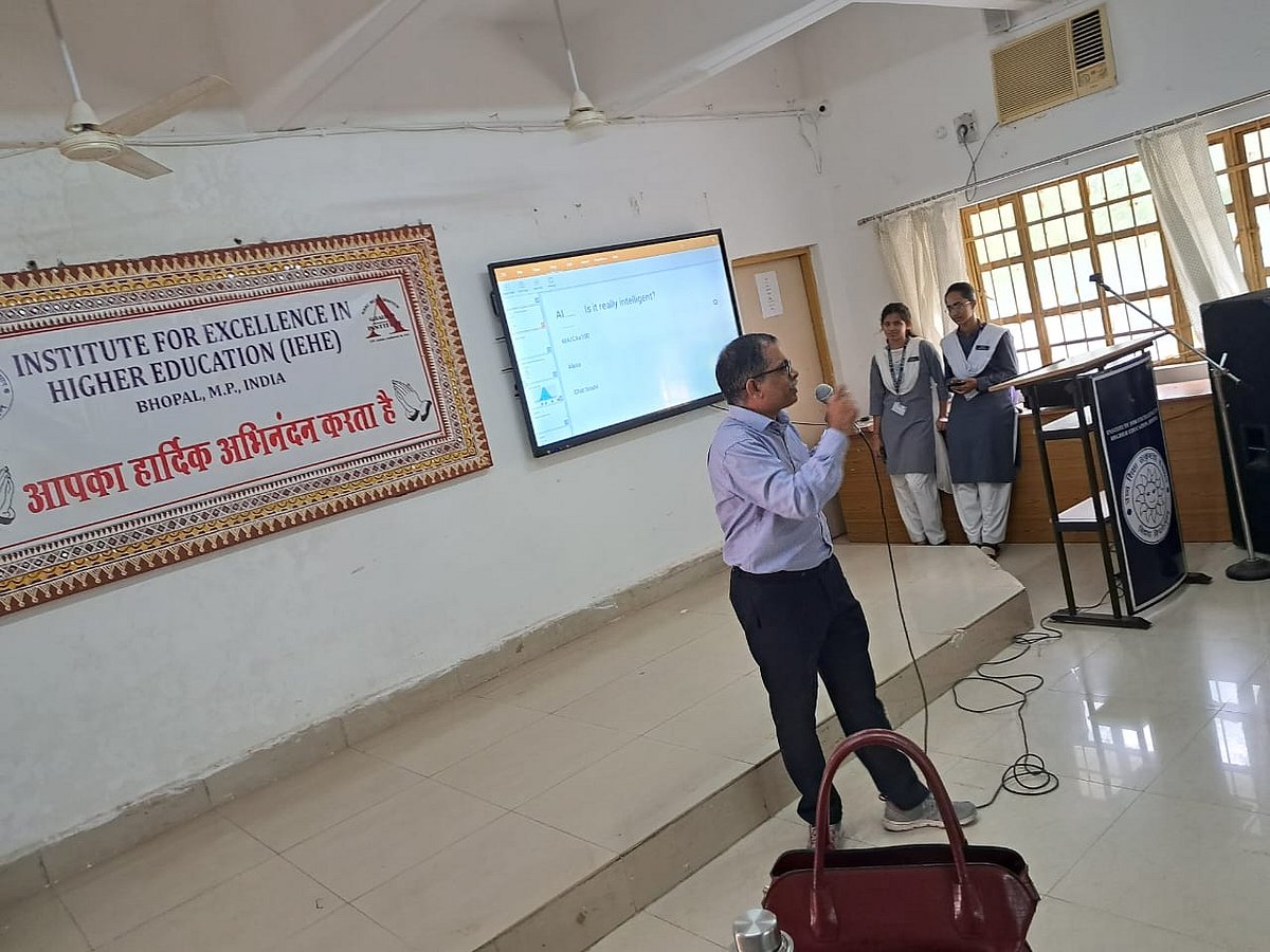 Bhopal: Dr Jain Shares His Experiences With Different Shades Of ...