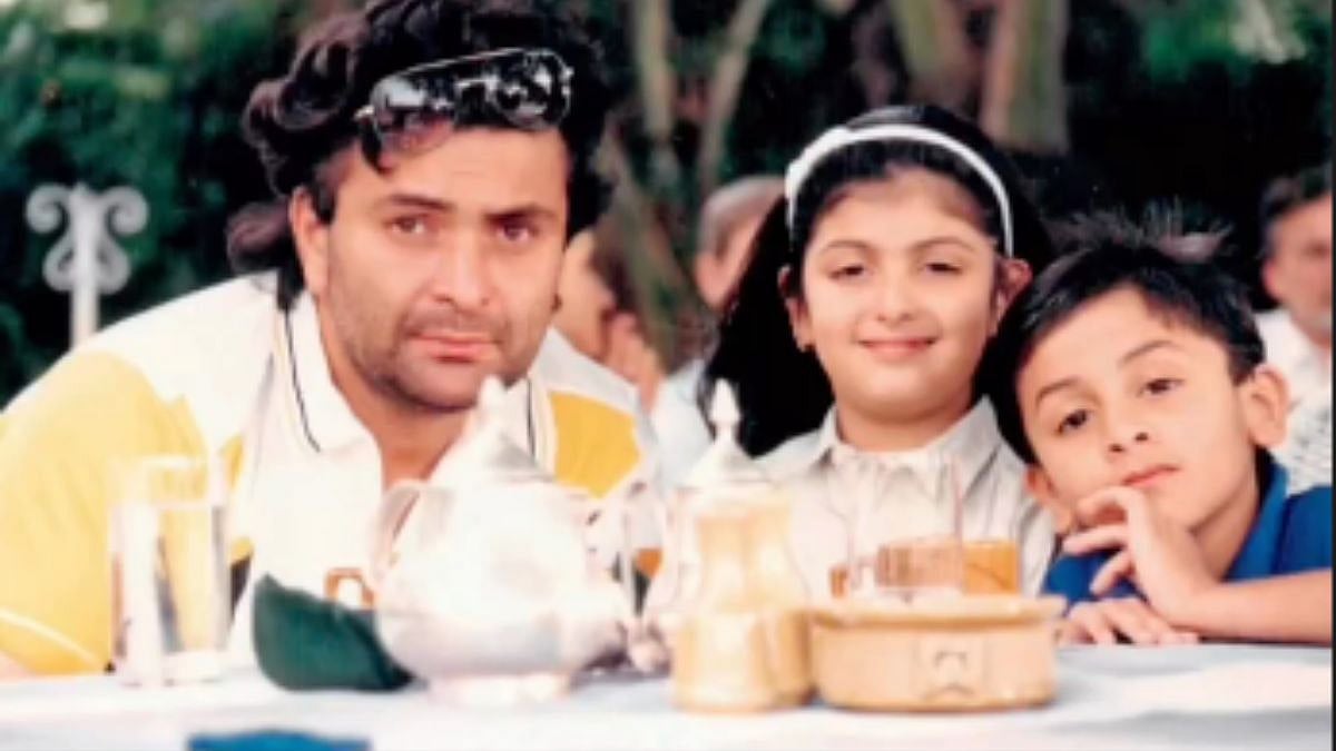 Riddhima Remembers Rishi Kapoor With Unseen Throwback Photo On 71st ...