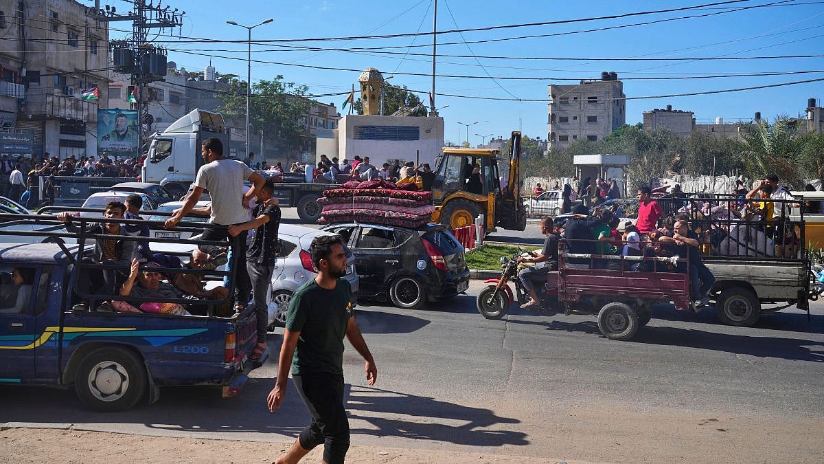 Israel Tells 1 Million People To Flee: Noose Tightens