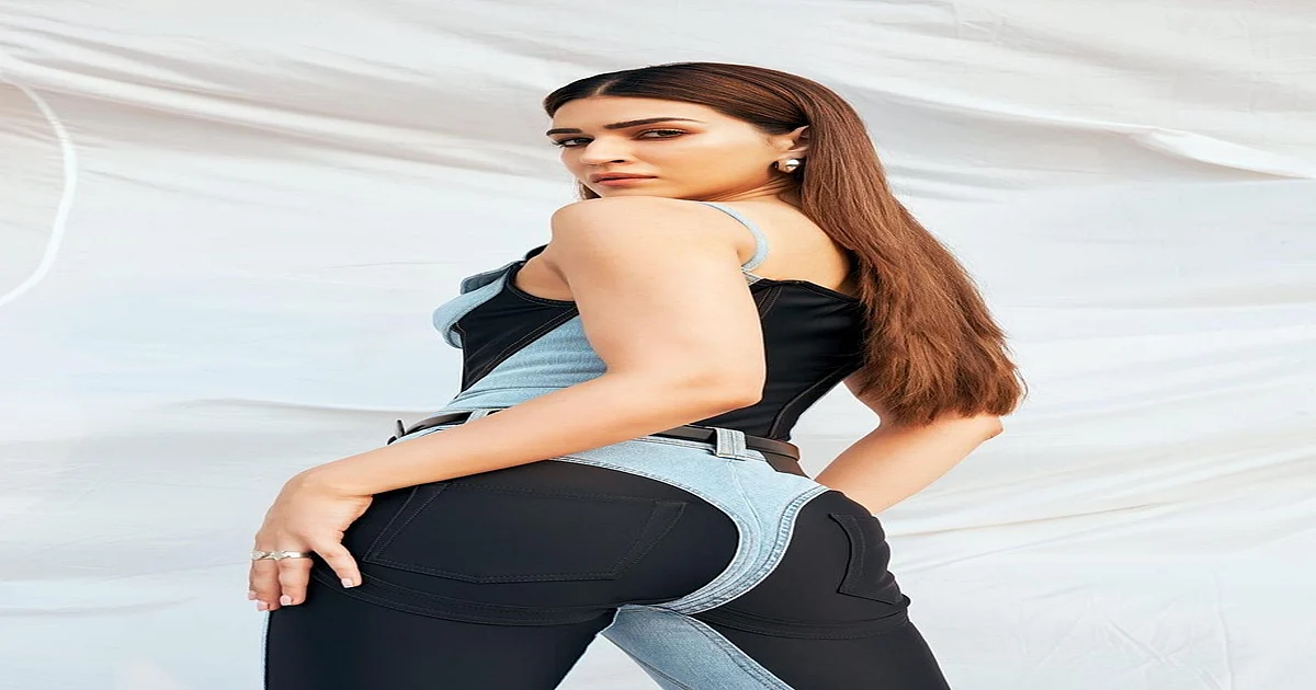 Kriti Sanon Flaunts Her Svelte Figure In These Mesmerising Pictures