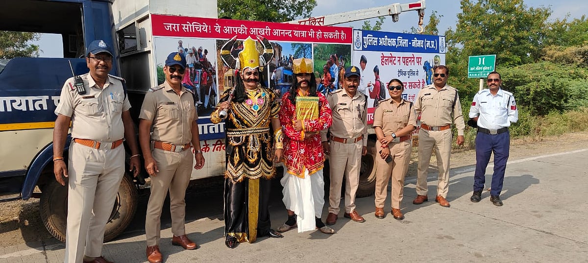 Madhya Pradesh: Traffic Awareness Drive Launched In Neemuch