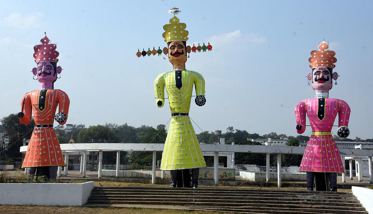 Vijaya Dashmi Today: Guv To Be Chief Guest At TT Nagar Dussehra Maidan ...