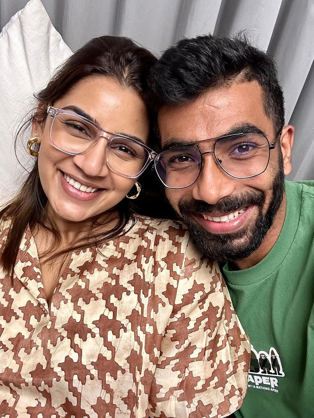 Jasprit Bumrah’s Wife Sanjana Ganesan Shares Romantic Pictures On His Birthday