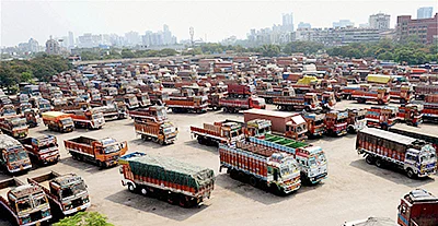 Indore Truck Transport - Permedica