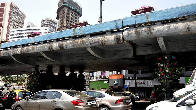 Mumbai: New regulations for vehicular traffic diversion on Sion Flyover ...