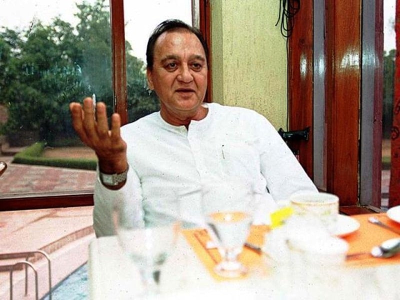 Sunil Dutt Death Anniversary: From 'Mother India' to 'Padosan', iconic ...