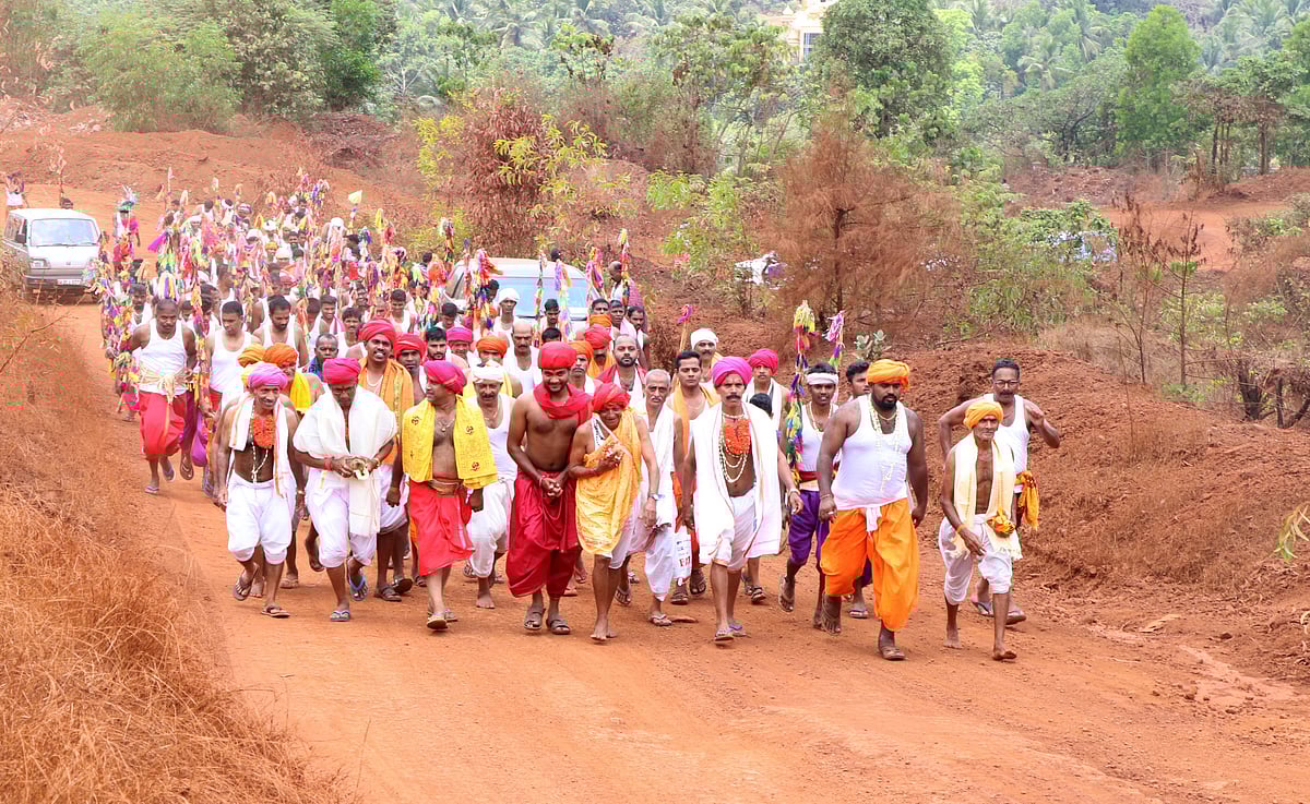 Is it possible to walk on embers? At Goa’s famous ‘Shirgao Zatra’, it is!
