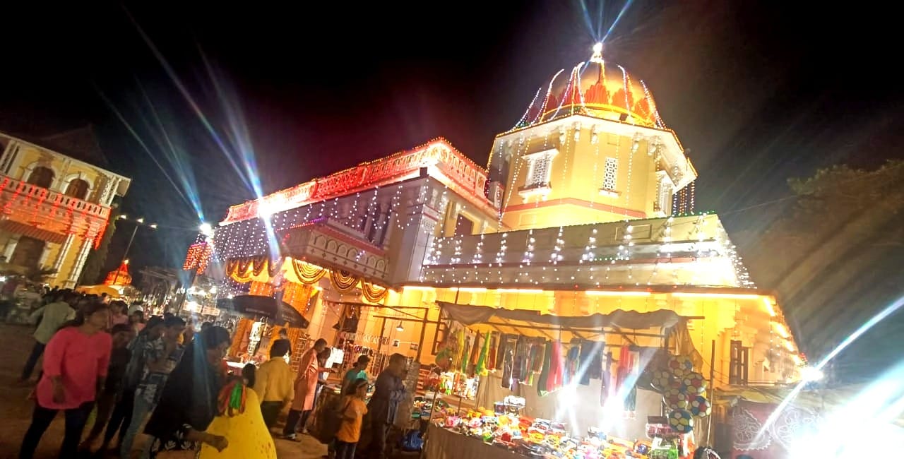 Showcasing mythology in action at Chaitrotsav celebrations in Sankhali ...