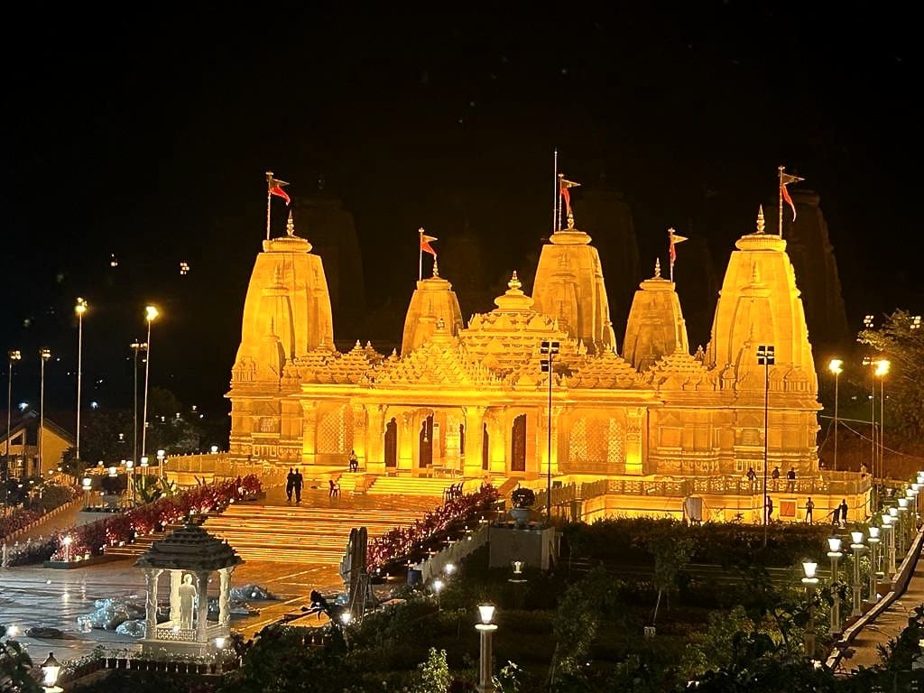 When the Birla family flew to Goa to inaugurate a temple|Gomantak Times
